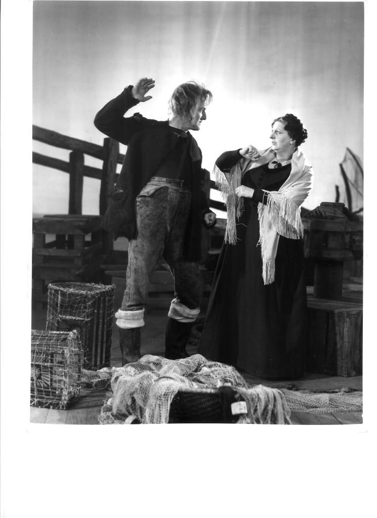 Benjamin Britten's 105th birthday | English National Opera