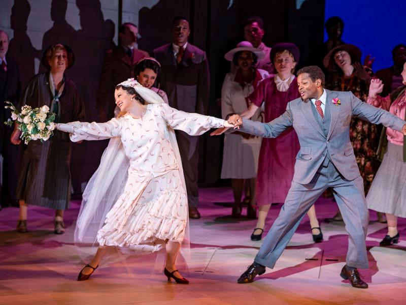 Jake Heggie's It's a Wonderful Life Opera: Plot & Synopsis | ENO